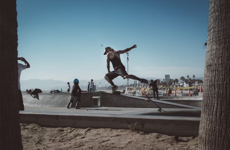 Journeying through California with Disposable Vapes: Your Complete Guide