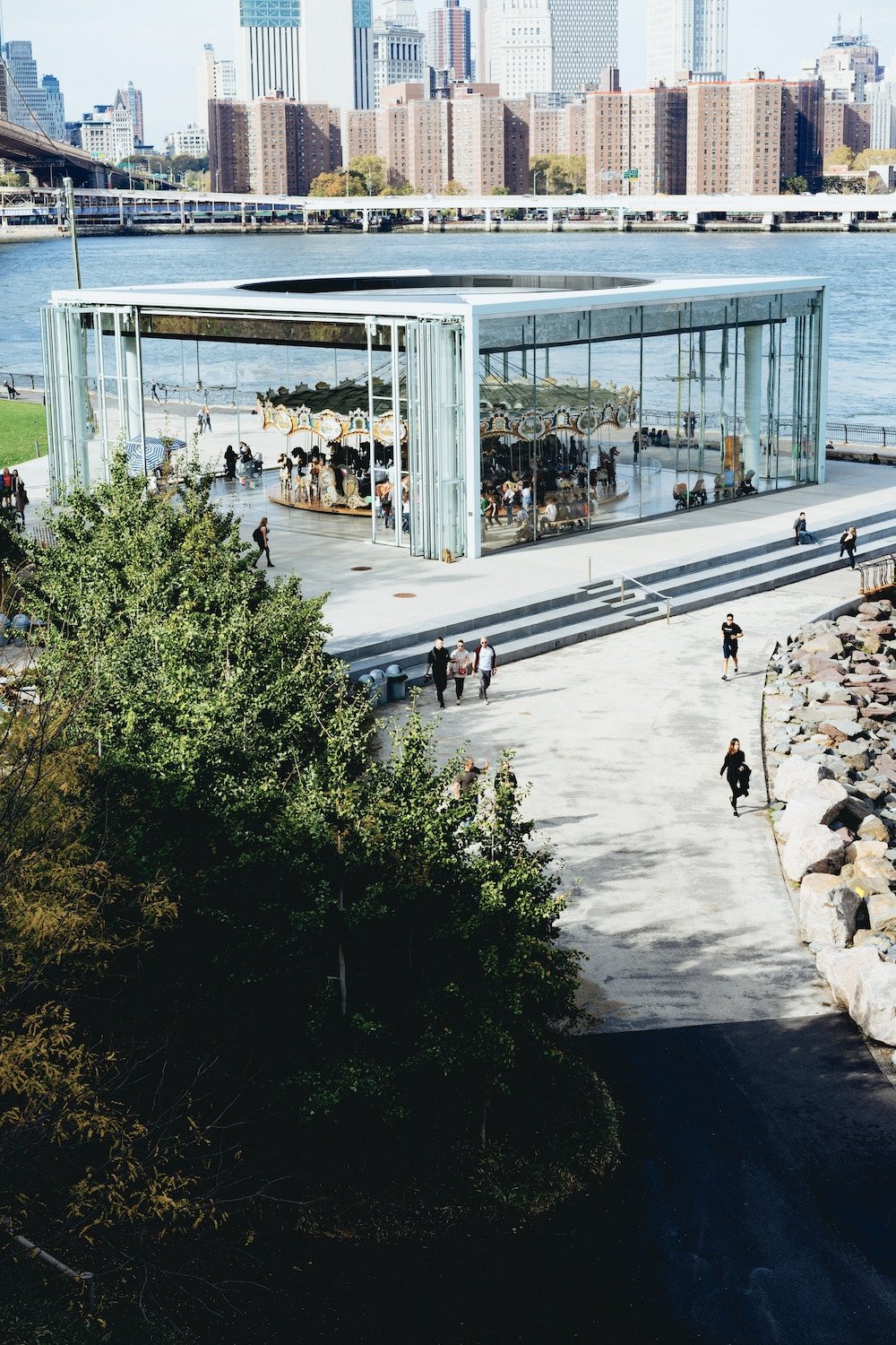 The 6 Best Things to Do in Dumbo, Brooklyn - offMetro NY